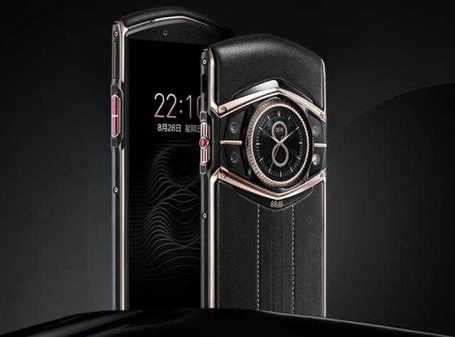 8848首款5G钛金手机发布：前后双屏+1024GB，顶配29999元